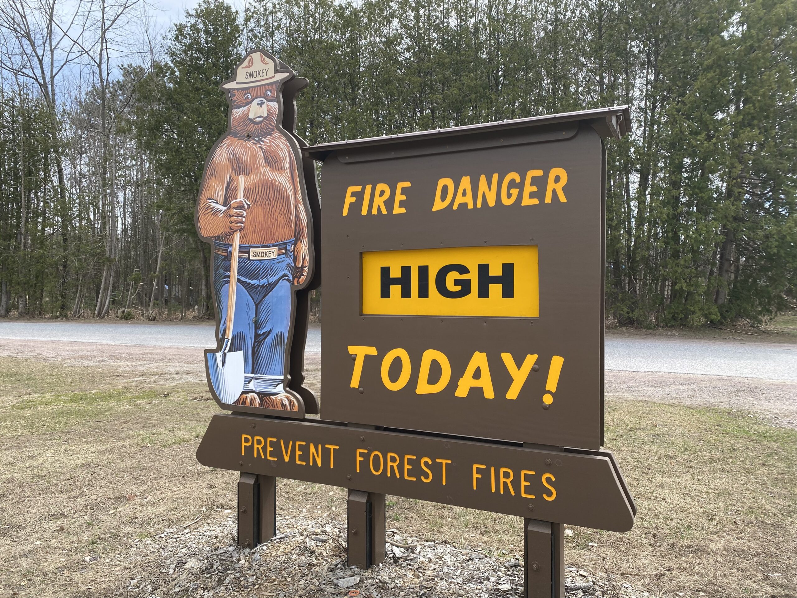 Dry weather elevates fire risk to 'extreme.' – EUP News